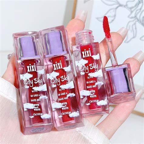 Tinta Velvet City Sky Brandy Makeup