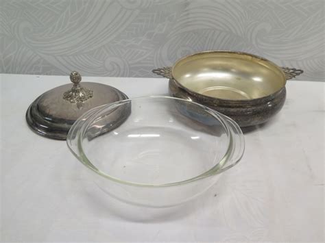 Saks Fifth Avenue Metal Casserole Dish W Lid And Pyrex Inner Bowl