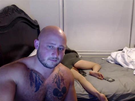 Bear And Tv ThisVid Com