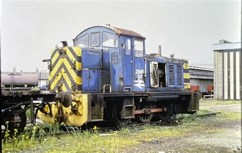 Class 07 Train 35mm Colour Slide Class 07 D2991 See Note £2 99
