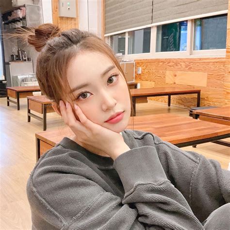 Weeekly Community Posts 🤍데일리 생각 중💭 벌써 5일 뒤면 크리스마스라니 2021년도 벌써