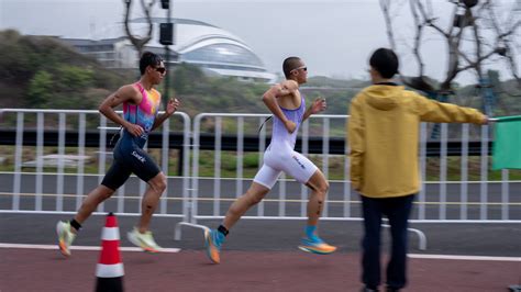 “韵味杭州”2023年淳安全国铁人三项冠军杯赛暨u系列冠军杯赛拉开帷幕（组图）