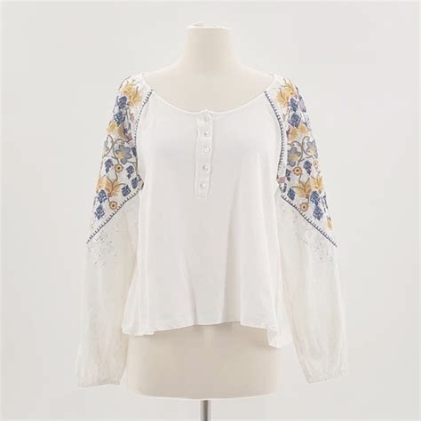 Sundance Tops Sundance Chessie Top Floral Embroidered Lace Balloon