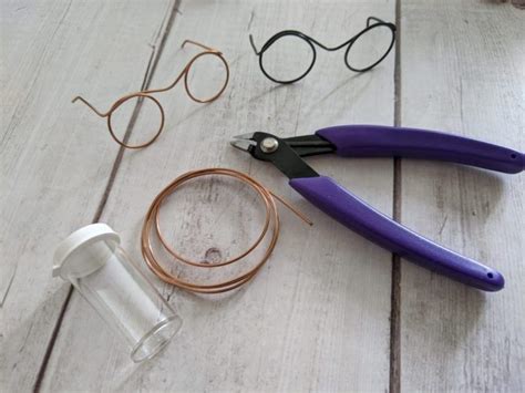 Wire Glasses Tutorial For Amigurumi Amigurumi Diy Glasses Tutorial