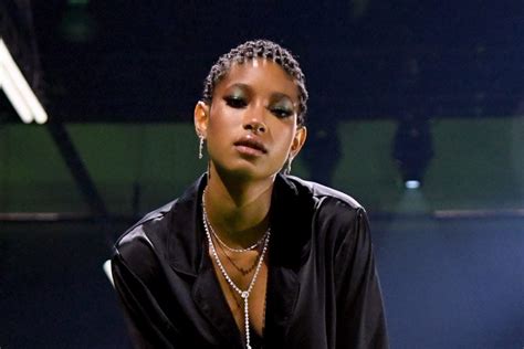 Willow Smith Becomes The Face For Muglers Alien Goddess Fragrance
