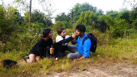 मंसिरमा बिहे गर्नुको लागि जग्गा बेचेर ल्याको पैसा तरुनी तरुनी मिलेर