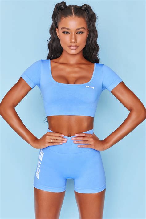 Elevate Seamless Short Sleeve Crop Top Botee
