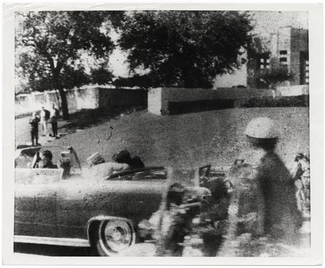 Niepublikowane zdjęcia z dnia zamachu na JFK Wiadomości