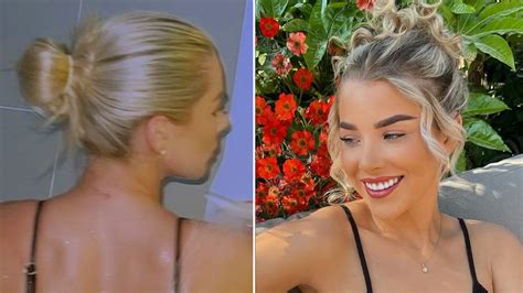 Onlyfans Star And Ex Charlton Ace Madelene Wright Shows Off Her Bum In The Shower Sending Fans