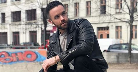 American Singer Brian Justin Crums Grindr Photos Hit The Internet