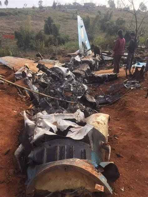 Khit တောင်ငူလေတပ်တိုက်ခိုက်မှု လေယာဉ် ၃ စီး ပျက်စီးပြီး ဒုဗိုလ်မှူးကြီး ၂ ဦးအပါ ၁၀ ဦးသေဆုံးဟု