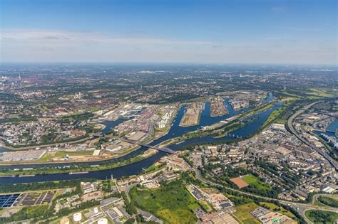 Luftaufnahme Duisburg Kaianlagen Und Schiffs Anlegestellen Am