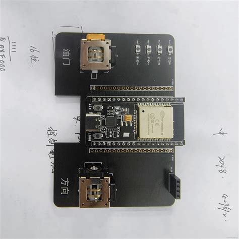 基于esp32的蓝牙通信注：此教程实验于双轴摇杆电位器的发送与接收esp32 蓝牙 Csdn博客