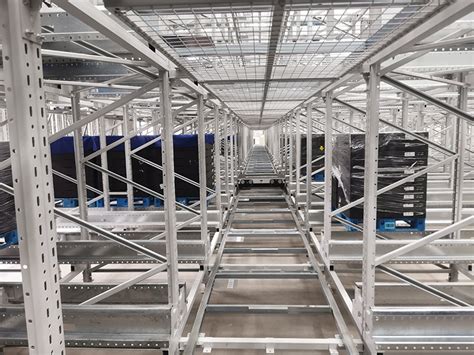 Oem Automatic Four Way Pallet Shuttle Manufacturer And Supplier