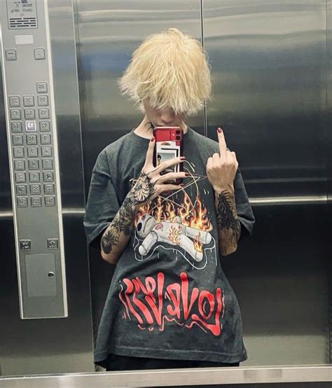 𝕽𝖎𝖙 𝖗𝖚𝖐𝖆𝖎 𝕽𝖎𝖙𝖔 Famosos divertidos Famosos Celebridades guapas