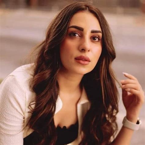 Farzana Naz فرزانه ناز