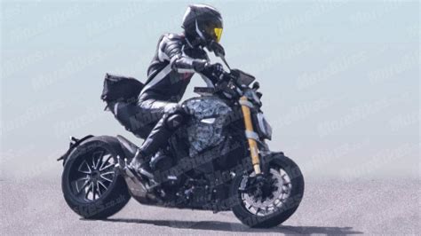 New Ducati Diavel Spied Gets Sportier In Looks As Well As Performance India Launch Next Year