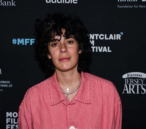 Roberta Colindrez Biography Height And Life Story Super Stars Bio