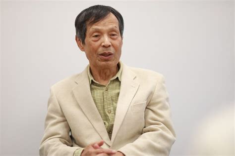 《77歳になった丸山和也弁護士》反発心で受けた『24時間テレビ』マラソンを機に今も続けるランニング、寒中水泳歴30年歴で夢見る「100歳の景色