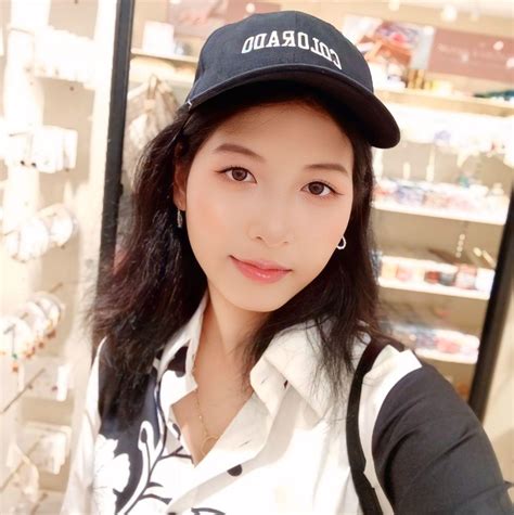 စကားပြောနေတာလေးကအစ ချစ်ဖို့ကောင်းနေလိုက်တာ သည်းရယ်🫶😘😘💛🍋 ဒါလေးကိုချစ်လွန်းလို့အိတ်ကပ်ထဲပဲထည့