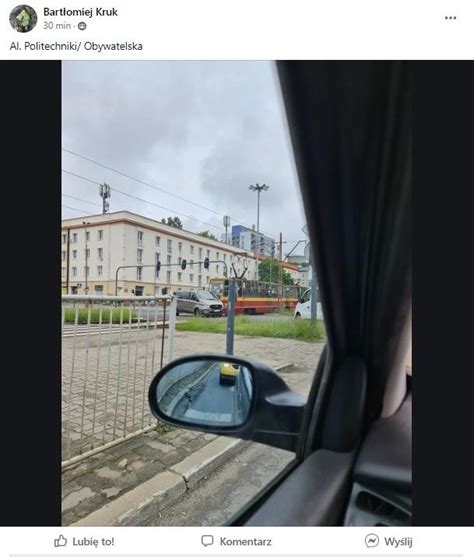 Zderzenie Samochodu Z Tramwajem Na Politechniki W Odzi Dwie Osoby