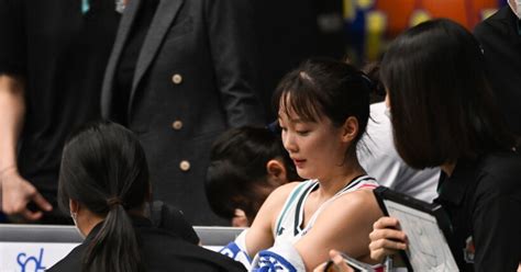 부상 ‘초대형 악재 하나원큐 에이스 신지현 발목 부상으로 이탈