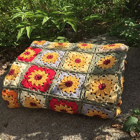 Ravelry 175 16 Primavera Pattern By Drops Design