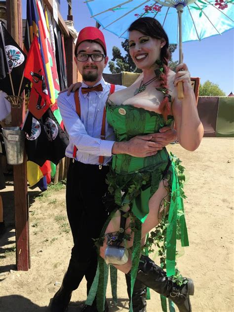 Tall Stacked Girl In A Corset Scrolller