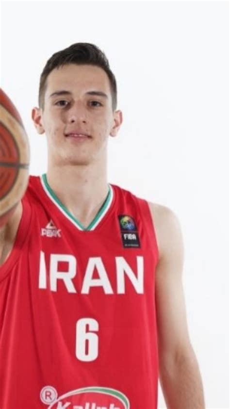 ‎صفحه رسمی فدراسیون بسکتبال جمهوری اسلامی ایران‎ ‎ صحبت‌های ایمان والی‌زلده و پدرام فلاح