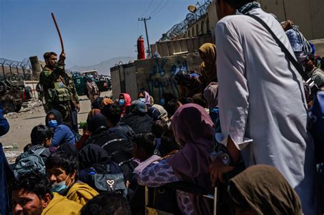 Afghanistan Les Talibans Condamnent Les Attentats Dans Une Zone