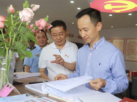 省委组织部干部监督处副处长张濡川调研成德南高速金堂服务区暖心之家党建引领工作 四川成德南高速公路有限责任公司