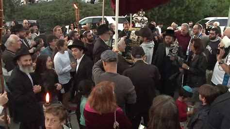Poway Synagogue Honors Woman Killed In Alleged Hate Crime Attack Ktla