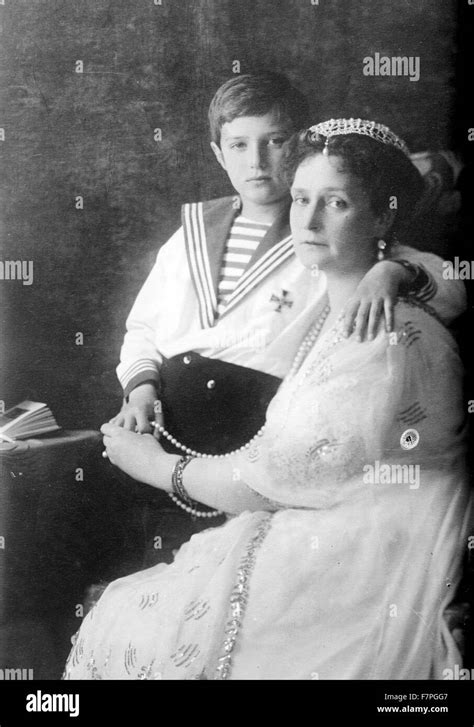 Alexandra Feodorovna Alexandra Feodorovna Romanova Alexei Nikolaevich