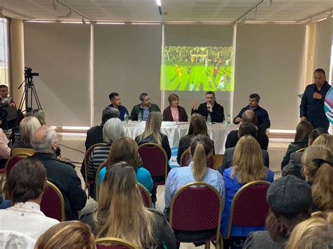 Referentes Del Sector Público Y Privado Buscan Potenciar Experiencias