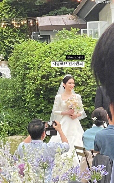 张娜拉韩国婚礼现场，白色婚纱高贵典雅 搜狐大视野 搜狐新闻