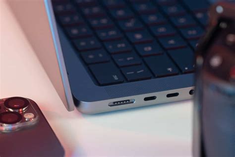 Cambrionix Usb Hub Experts Smart Managed Usb Hubs