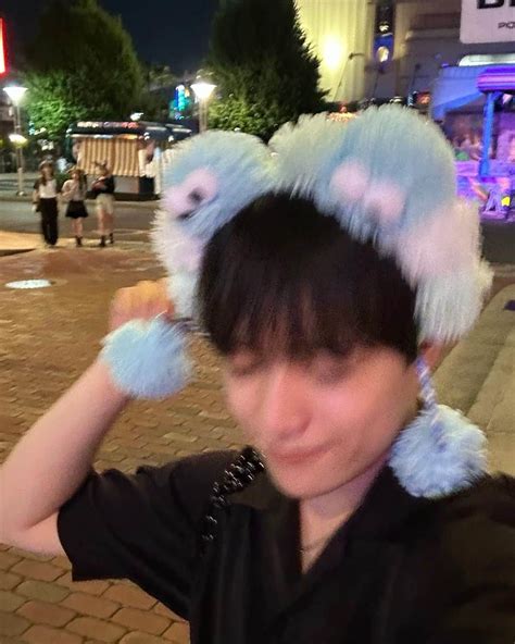 金木朋裕さんのインスタグラム写真 金木朋裕instagram「バズったら喜ぶんじゃなくて、 バズったらホッとしてしまうようになって