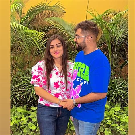 Rushabh Shah™ ⚠️ ️‍🔥 Rushabh 27 Threads Say More