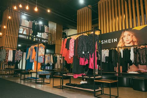 Shein Surpreende No Rio Uma Nova Loja E Regra De Acesso Exclusiva