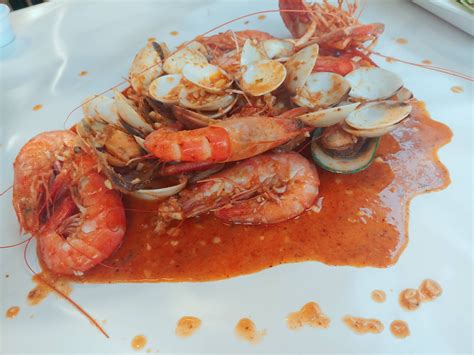 ชุดรวมซีฟู้ด Size L Mix Seafood • ซอสมีความจืดๆแต่หอมกลิ่นออริกาโน่