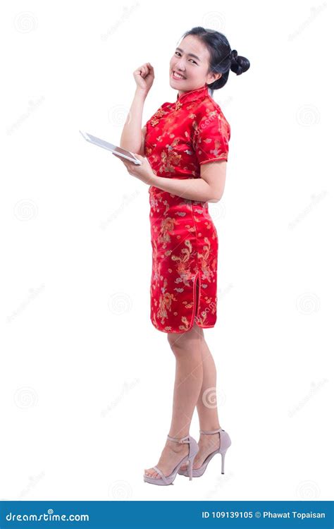 Portret Van Mooie Jonge Aziatische Chinese De Kledingstradi Van De Vrouwenslijtage Stock