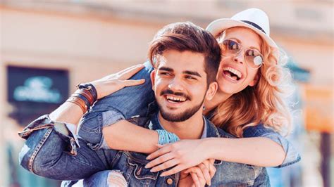 6 Behaviors Of Women Who Consistently Marry Quality Men According To