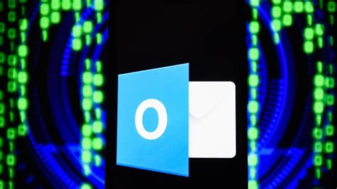 Microsoft Outlook Warning Critical New Email Exploit Triggers