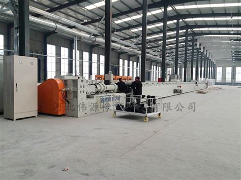 密封条生产线三复合胶条生产线图片橡胶止水带挤出设备厂家河北伟源橡塑设备有限公司