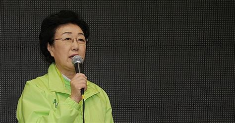 62지방선거 인사말 하는 한명숙 서울시장 후보