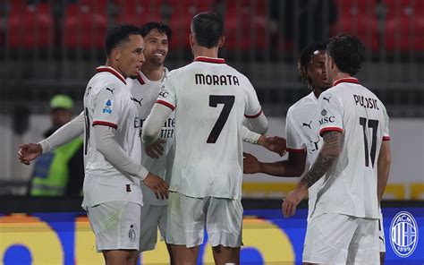 Player Ratings Monza 0 1 Ac Milan Duo Stand Out Morata Struggles