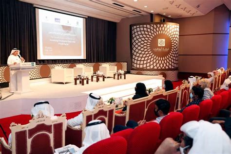 غرفة أبوظبي تستعرض المزايا التحفيزية لبرنامج نافس صحيفة الخليج