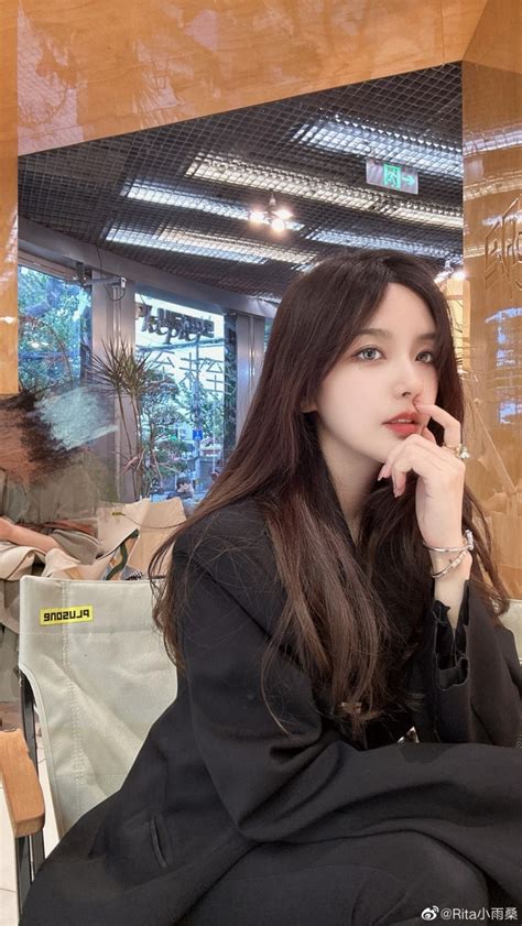 Rita分享照片：领取陪你过五一的女朋友 直播吧