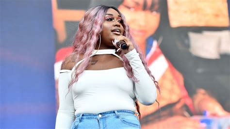Cupcakke Shares New Song Moonwalk” Listen Pitchfork
