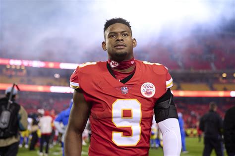 Juju Smith Schuster Injury Chiefs Wr Out Of Medical Tent Likely To